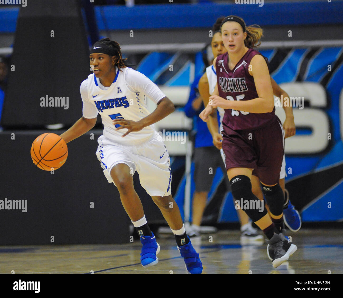 The Half. 19th Nov, 2017. TN, USA; Lady Tiger, BREA ELMORE (5) charges ...