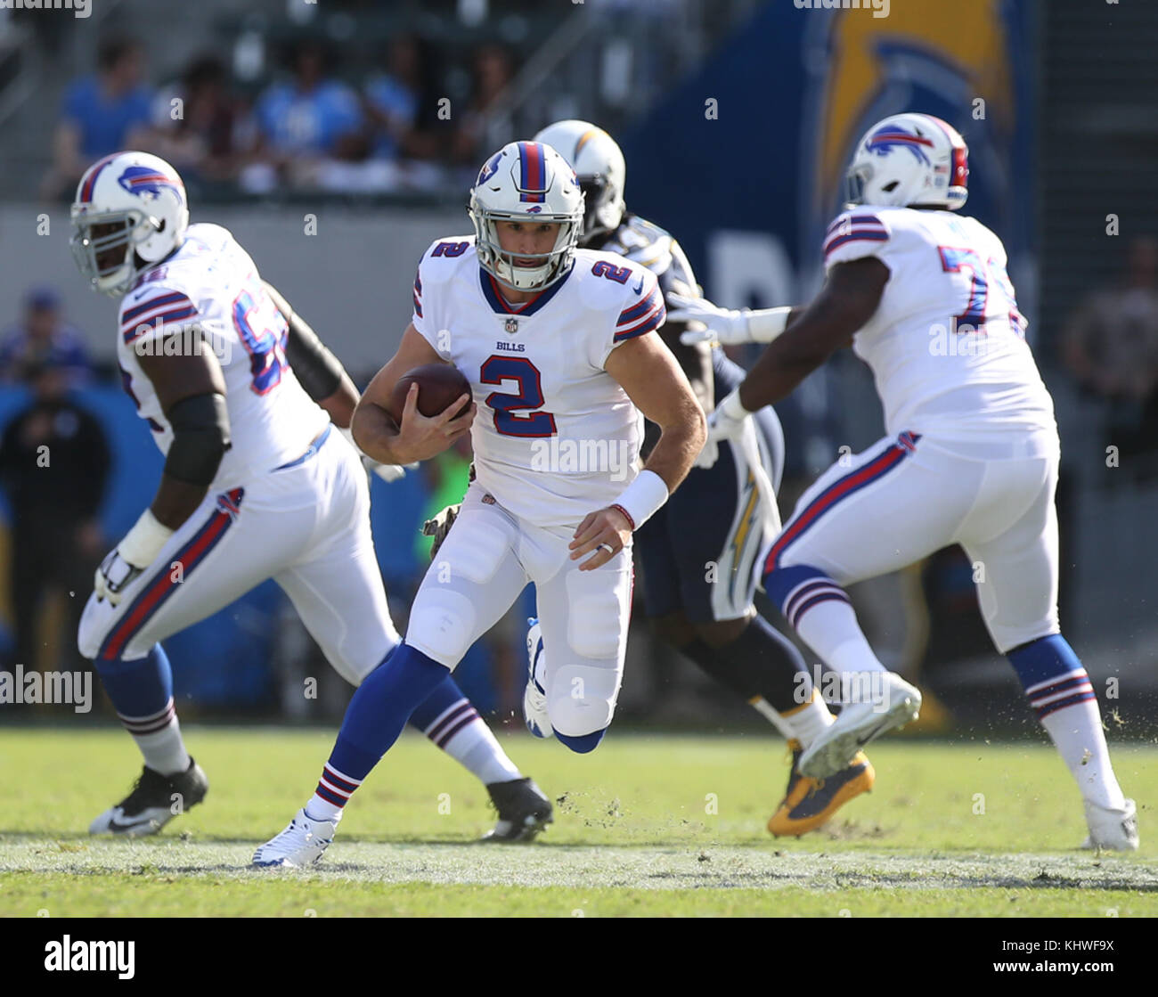 Carson, USA. 19th Nov, 2017. Buffalo Bills quarterback Nathan Peterman ...