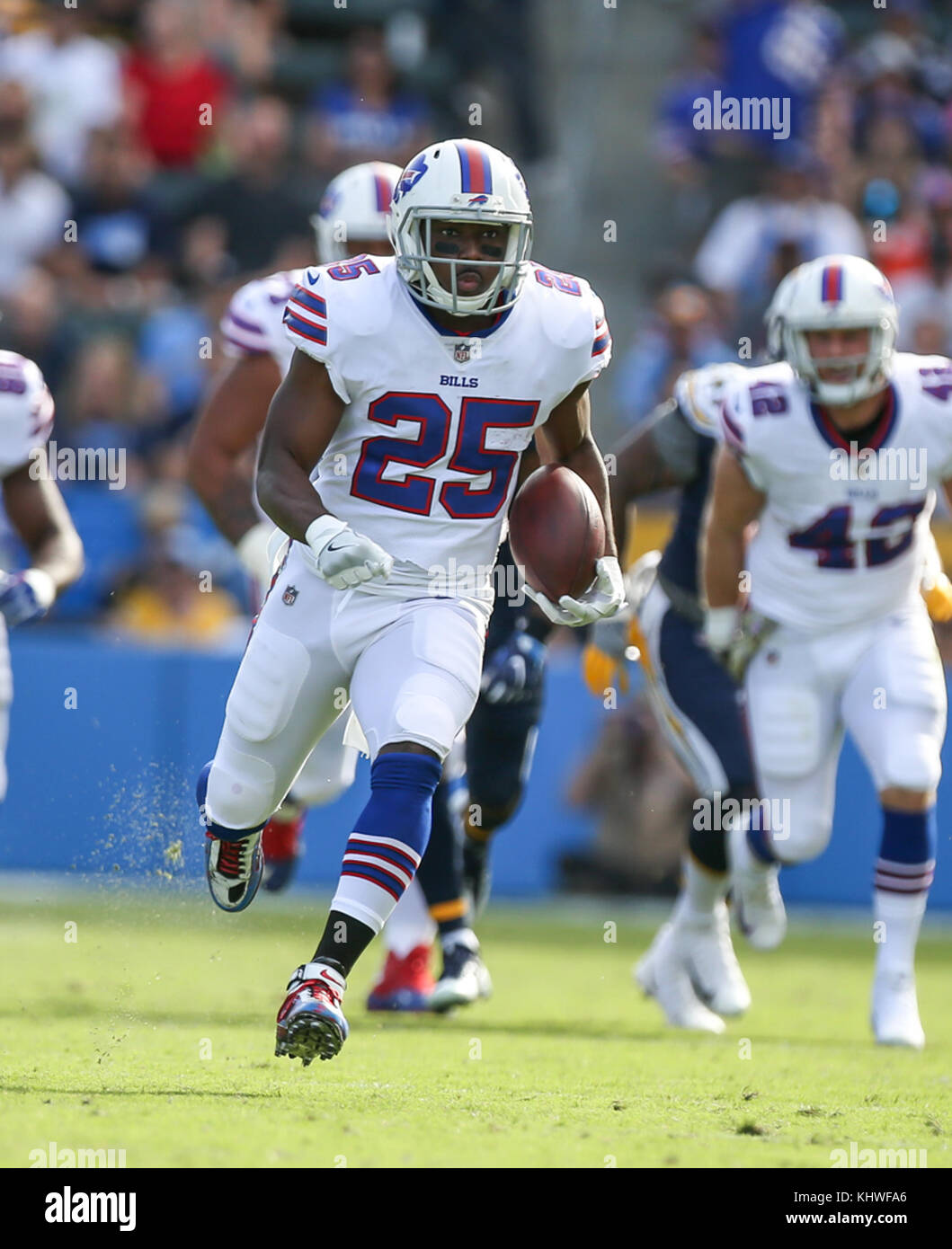 Carson, USA. 19th Nov, 2017. Buffalo Bills running back LeSean McCoy ...