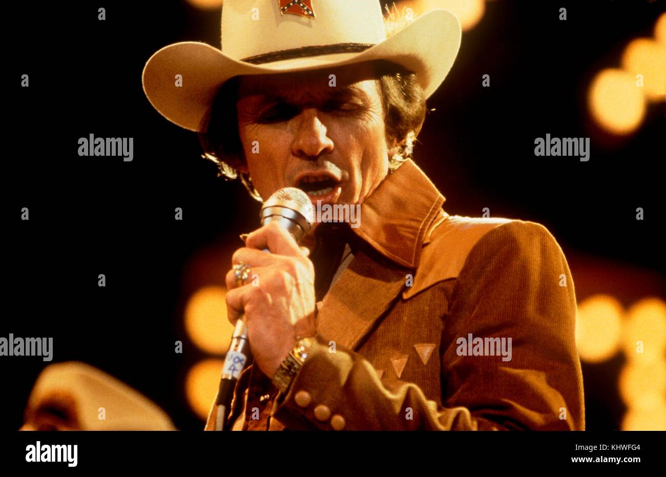 Mel Tillis performing in 1982. © RTYoung/MediaPunch Stock Photo - Alamy