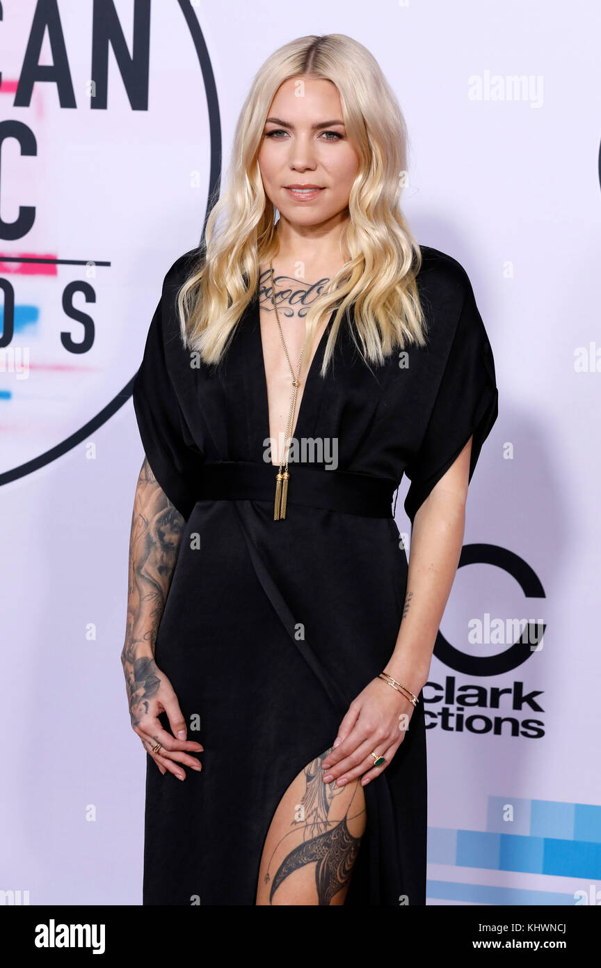 Los Angeles, USA. 19th Nov, 2017. Skylar Grey attends the 2017 American ...