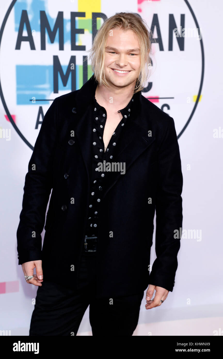 Los Angeles, USA. 19th Nov, 2017. Nick Dean attends the 2017 American ...