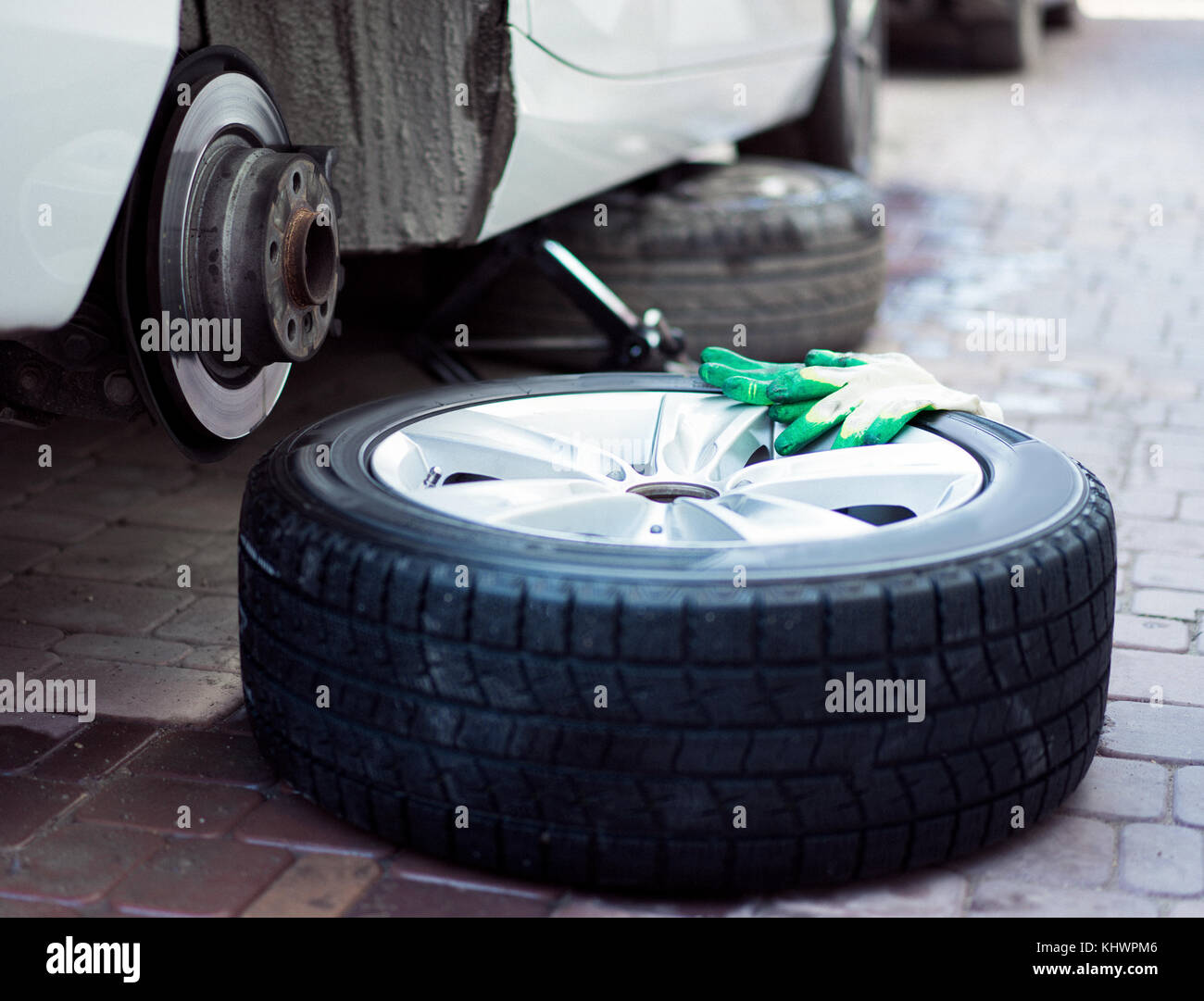 replacement car wheels Stock Photo - Alamy