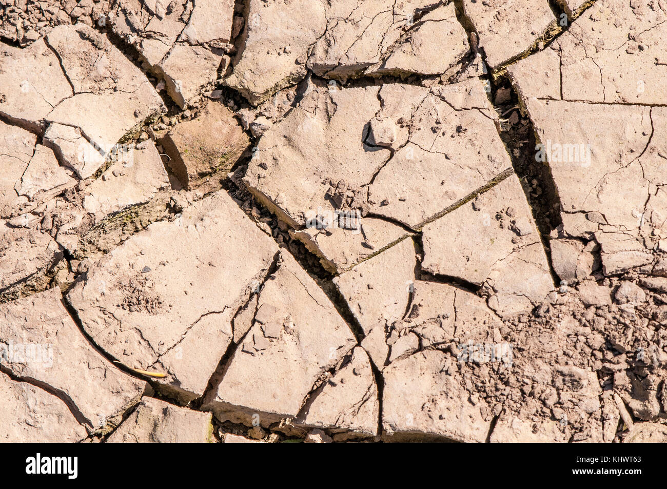 Expansive clay hi-res stock photography and images - Alamy