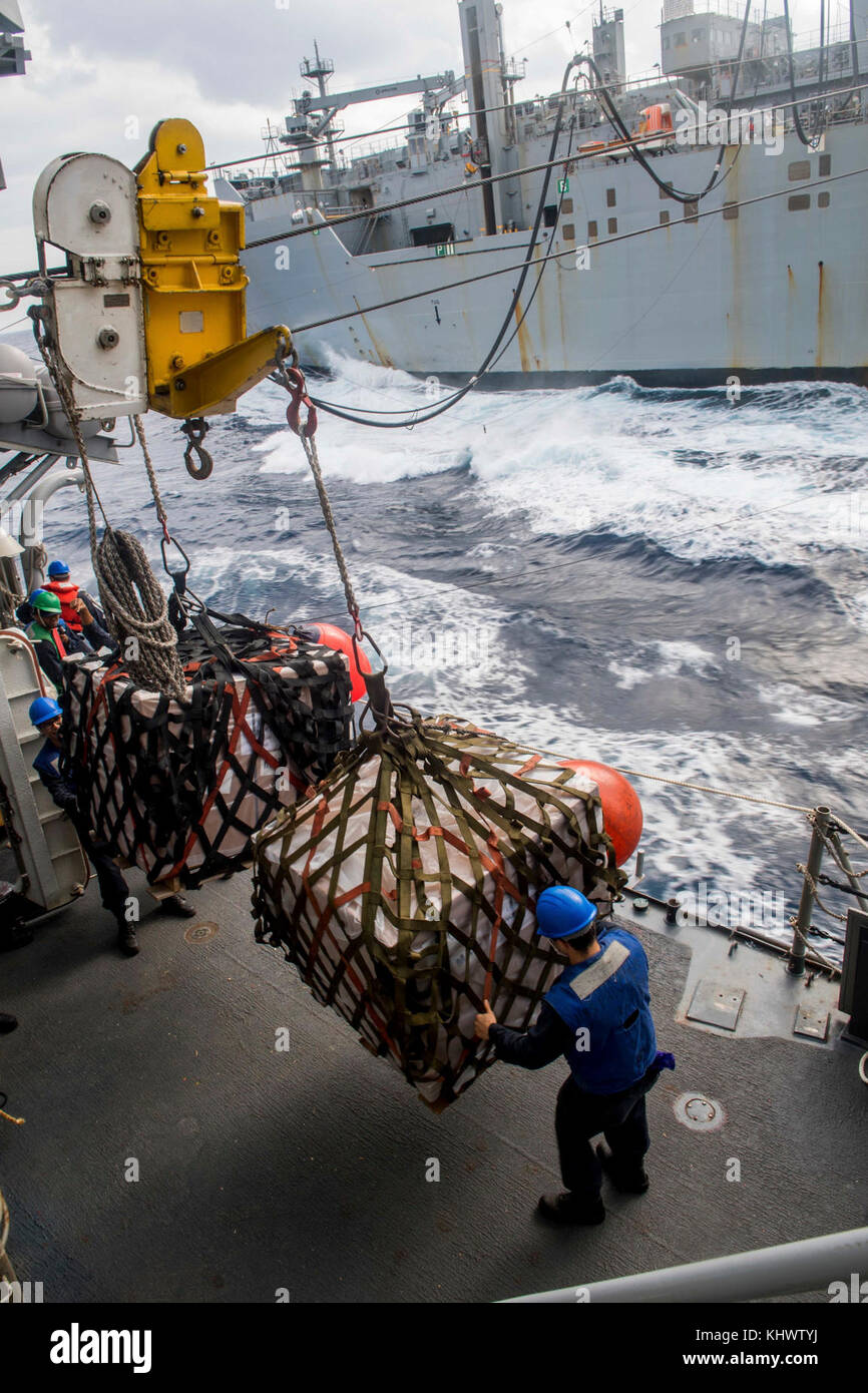 Aegis class cruiser hi-res stock photography and images - Alamy