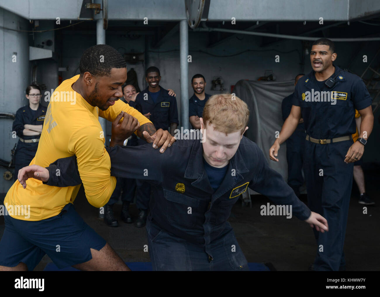 PACIFIC OCEAN (Nov. 16, 2017) U.S. Navy Sailors participate in an ...