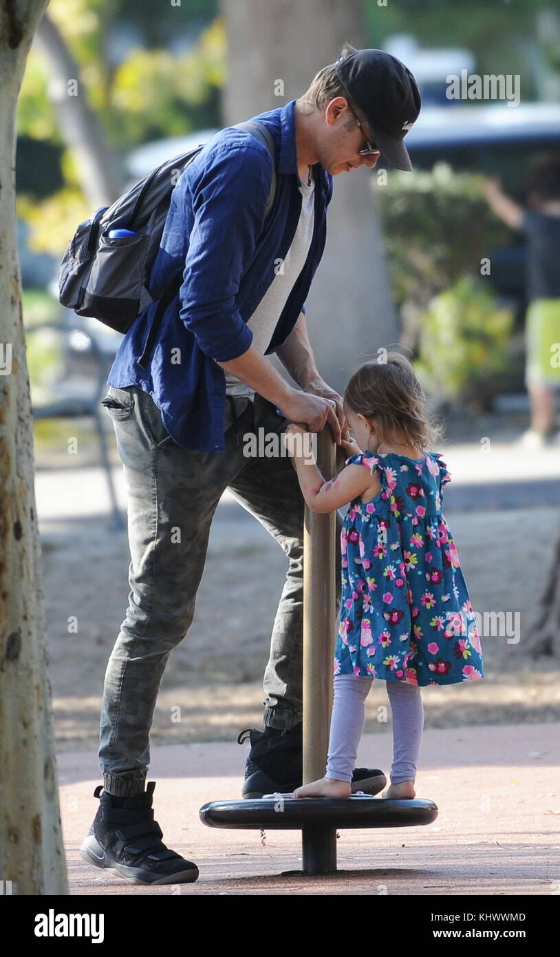 Hayden Christensen takes his daughter Briar Rose to Five Guys after ...