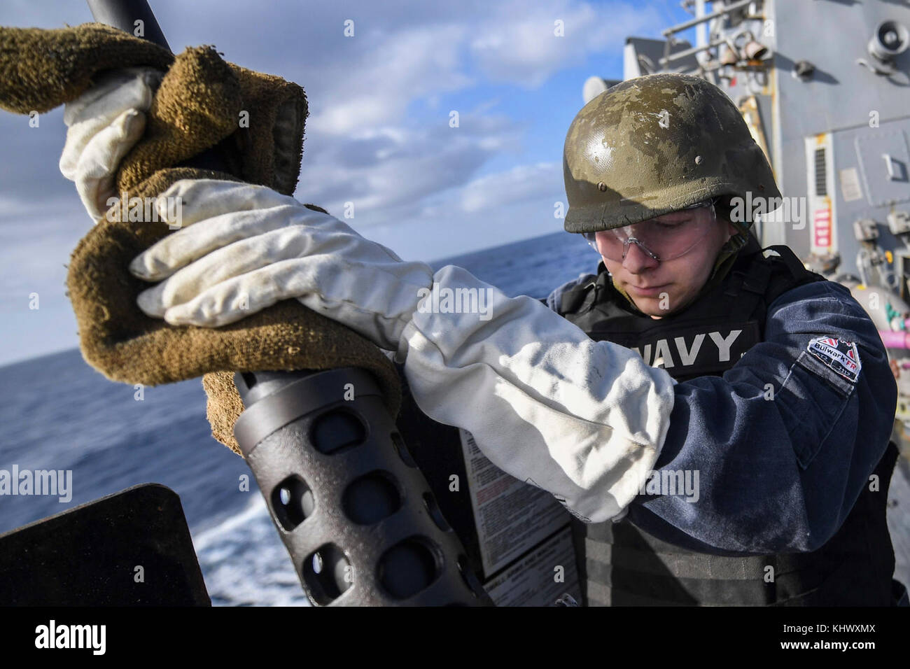 U s navy damage controlman 2nd hi-res stock photography and images - Alamy