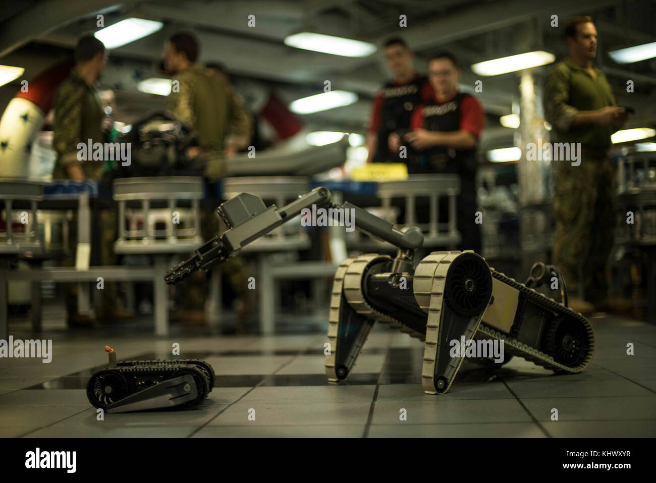 WESTERN PACIFIC (Nov. 15, 2017) Sailors operate explosive ordnance ...