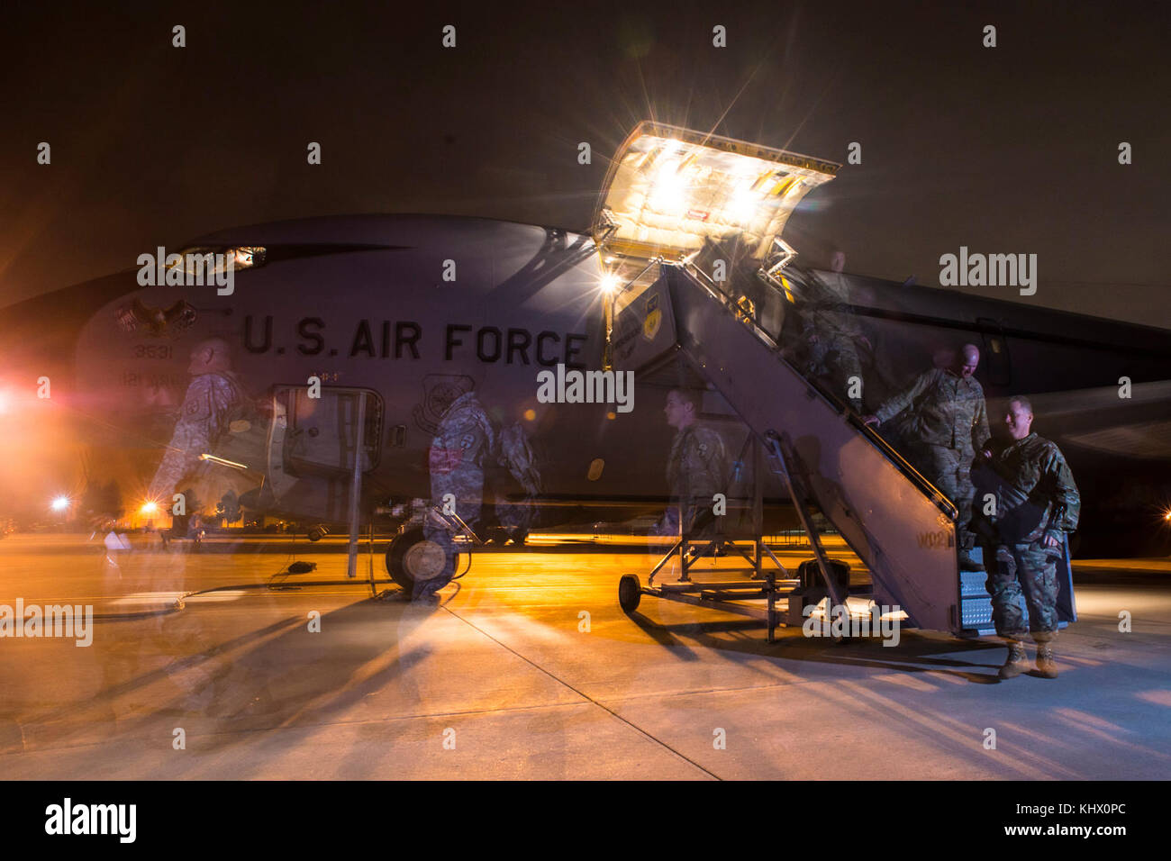 Soldiers of the Ohio National Guard's 285th Medical Company arrive home ...