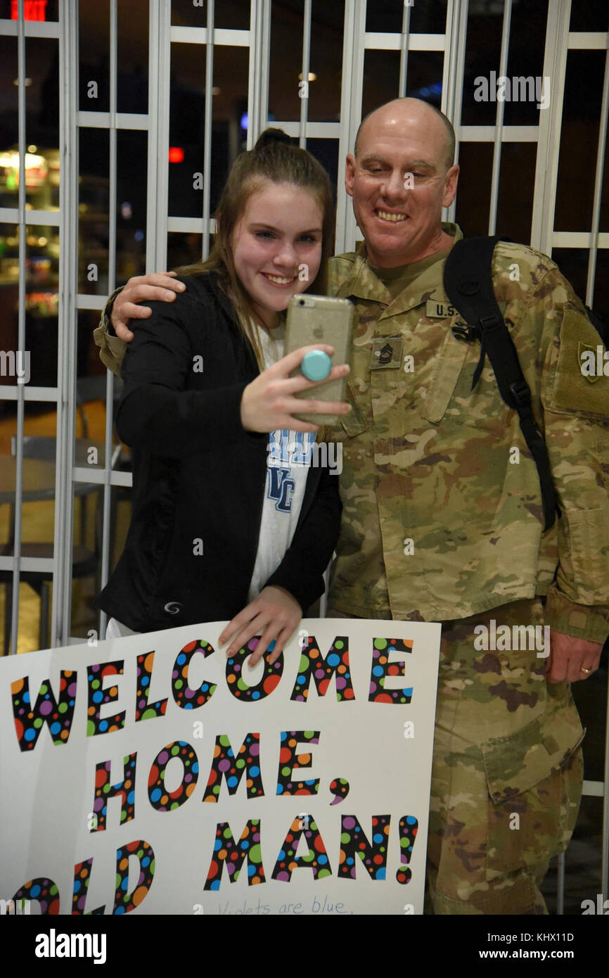 U.S. Army Master Sgt. Darin Leick, of the 136th Combat Sustainment ...