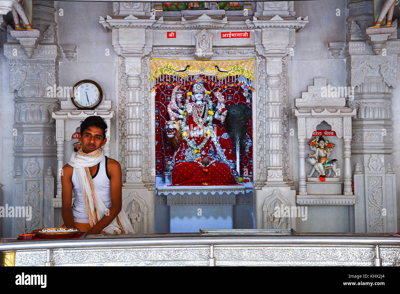 Temple idol, Shree Aai Mathaji Devi, Katraj road, Pune. Maharashtra ...