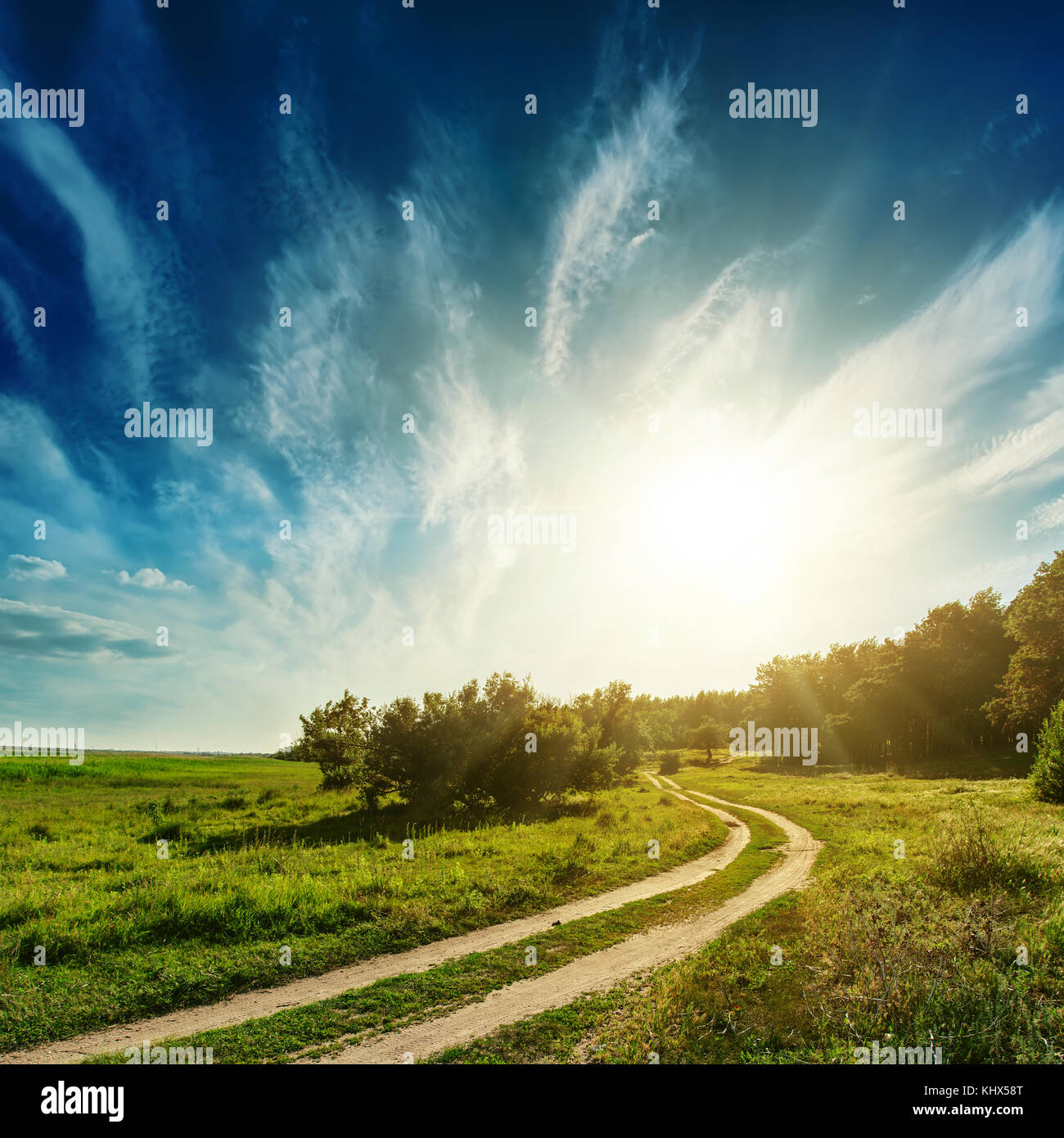 Sunset over road hi-res stock photography and images - Alamy