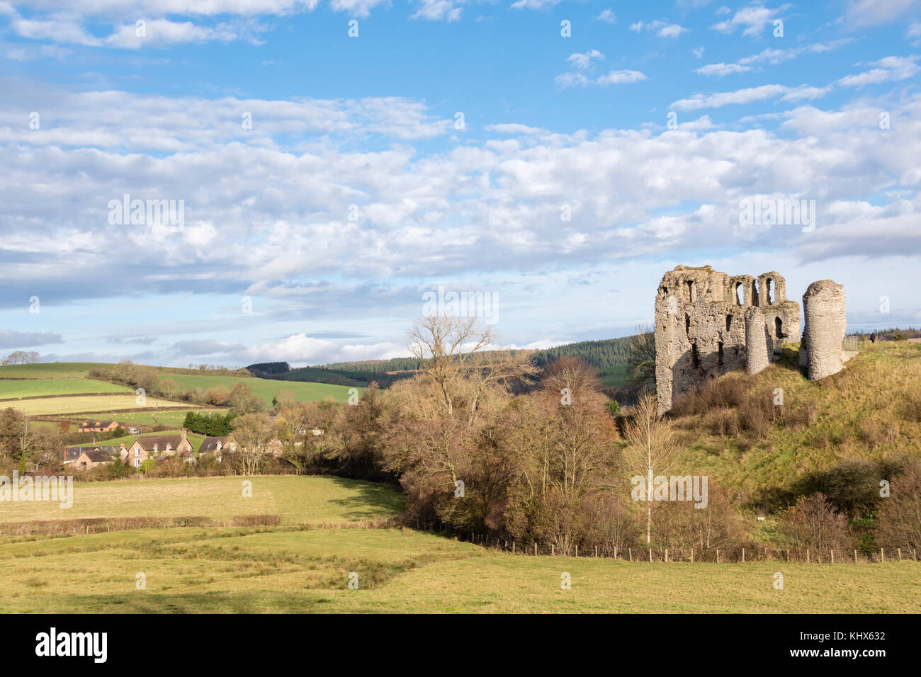 Norman castles in england hi-res stock photography and images - Alamy