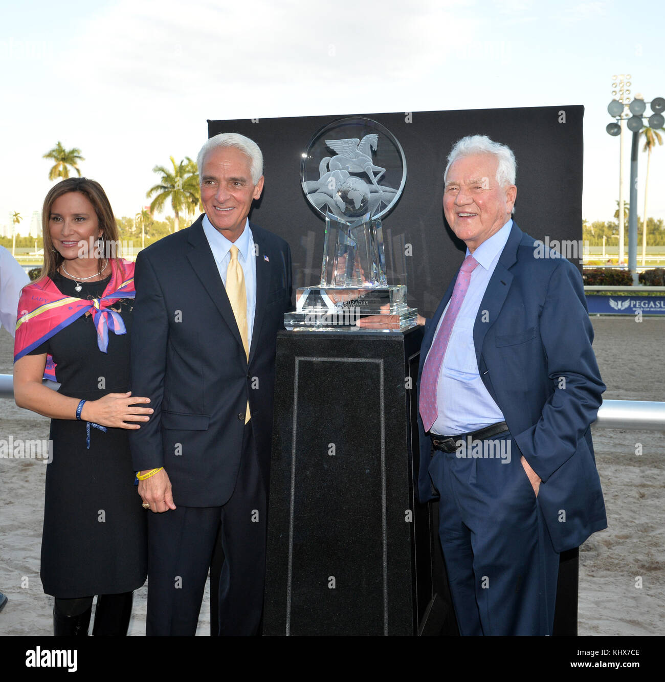 HALLANDALE, FL - JANUARY 28: U.S. Representative Charlie Crist and wife ...