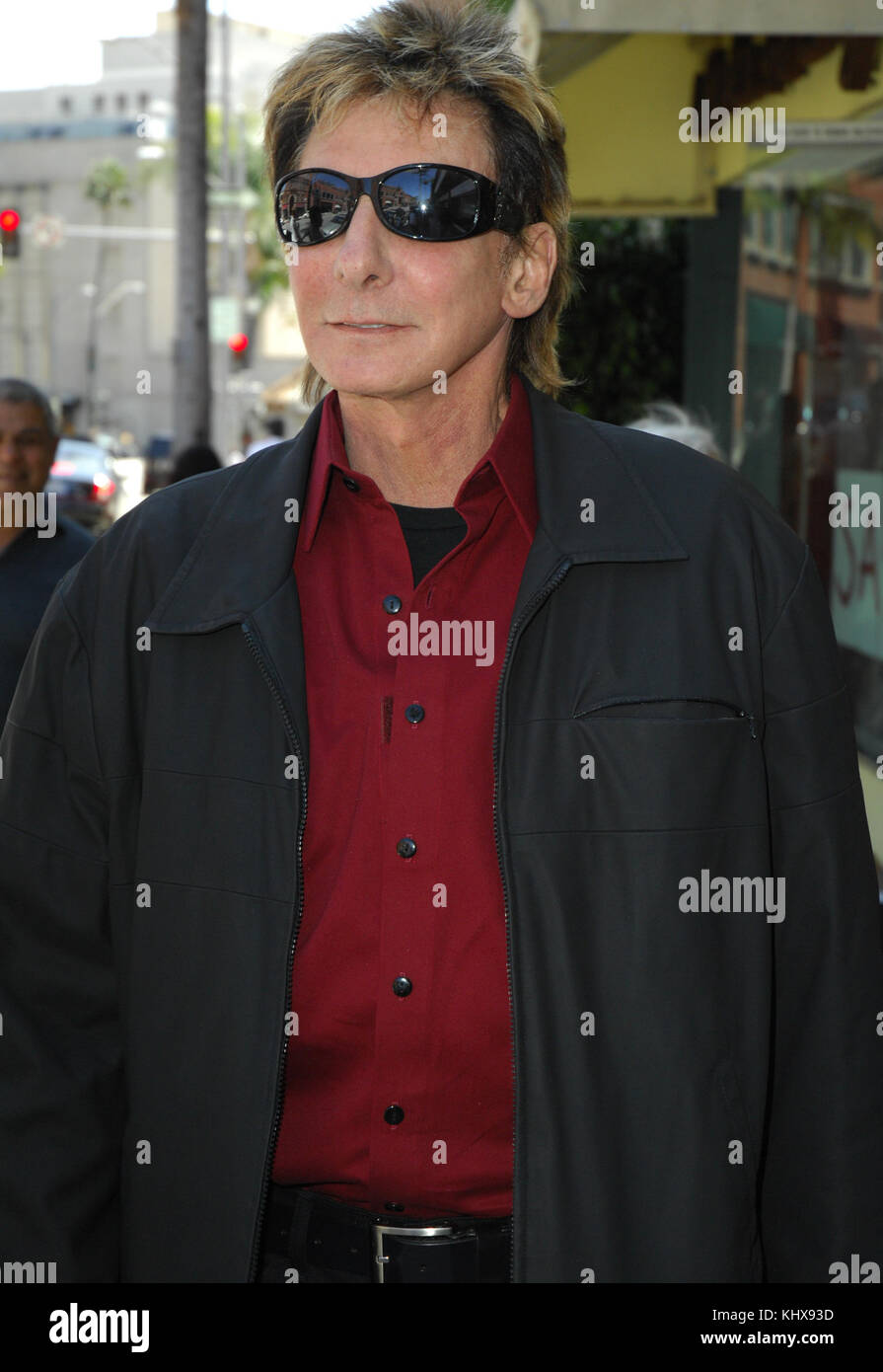 BEVERLY HILLS - CA - MARCH 22: Singer Barry Manilow & Gary Kief out and ...