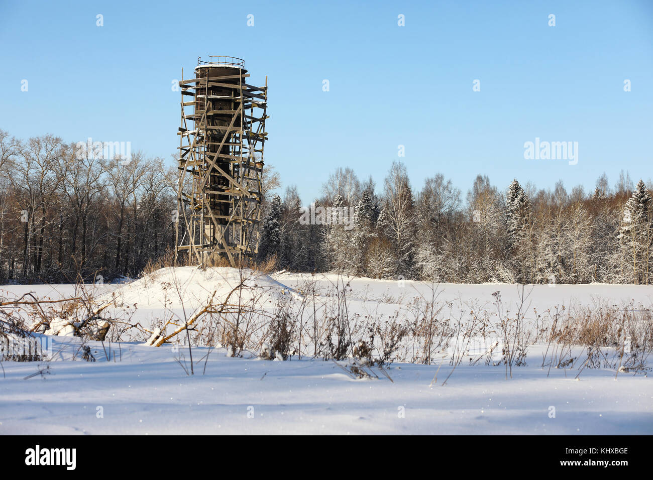 Scaffolding Around Home High Resolution Stock Photography and Images ...