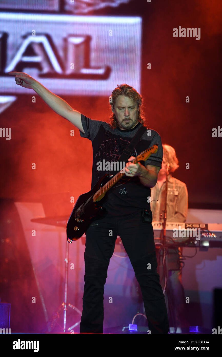 Rockfest 80s day 2 38 special hi-res stock photography and images - Alamy