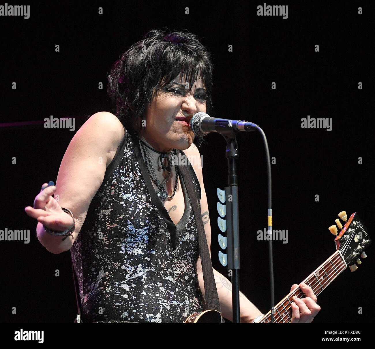 Joan jett 80s hi-res stock photography and images - Alamy