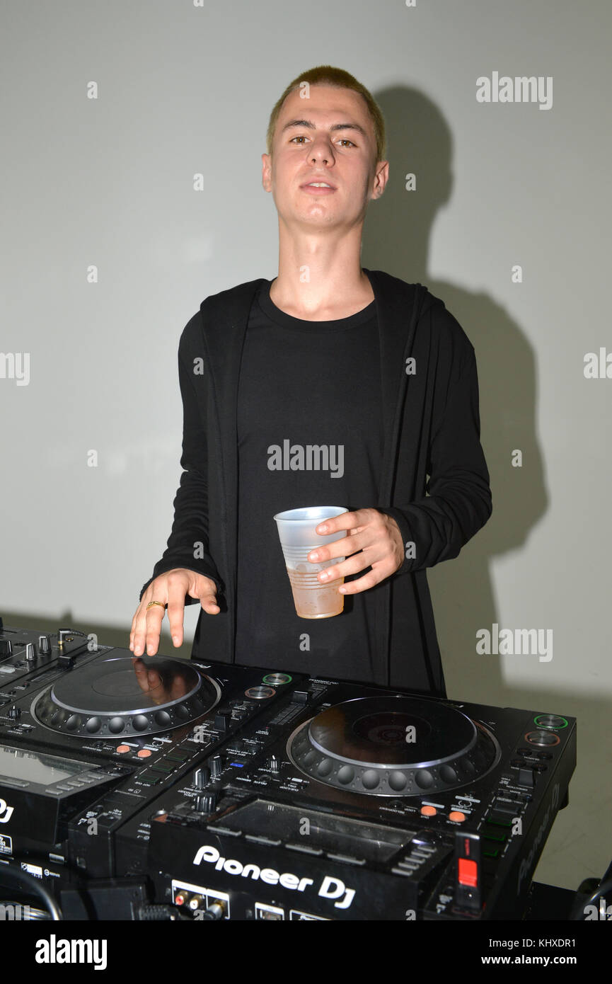 20 year old hip hop star eric leon hi-res stock photography and images ...