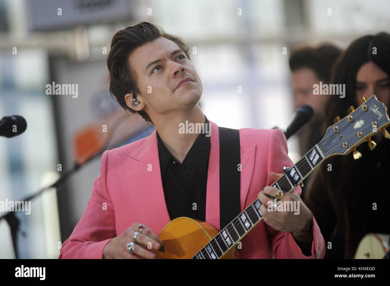 Harry styles 2017 hi-res stock photography and images - Alamy