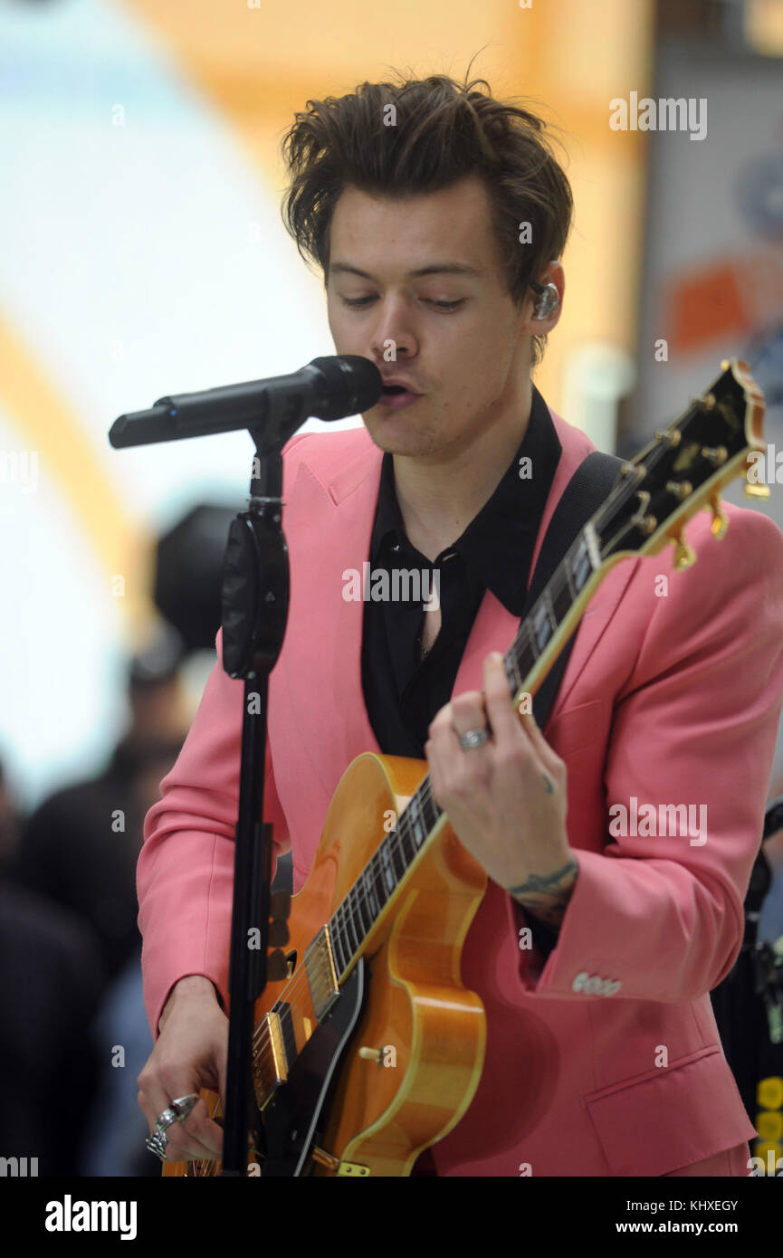 NEW YORK, NY - MAY 09: Musician Harry Styles performs on NBC's 'Today ...