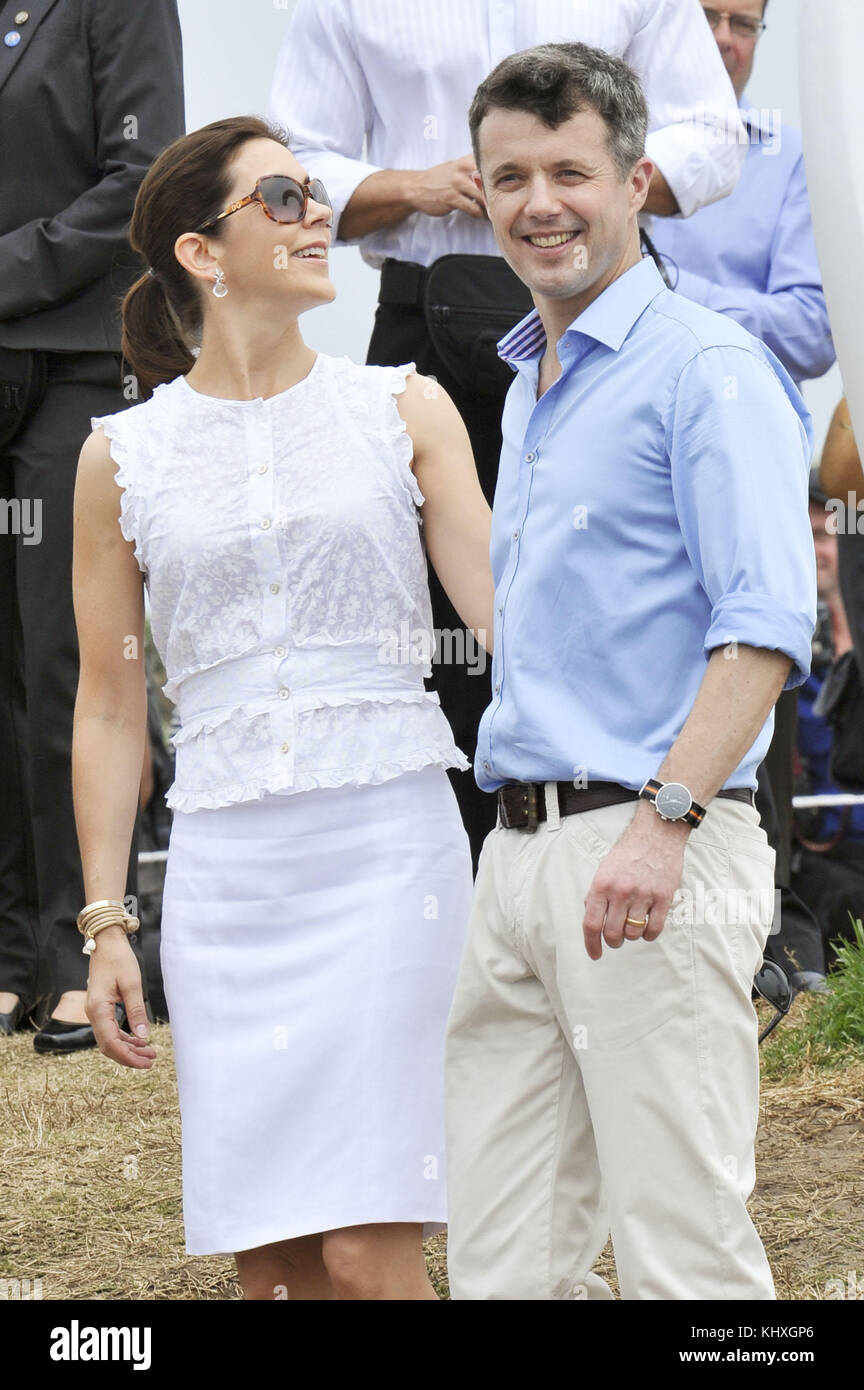 SYDNEY, AUSTRALIA - NOVEMBER 03: HRH Crown Prince Frederik and Crown ...