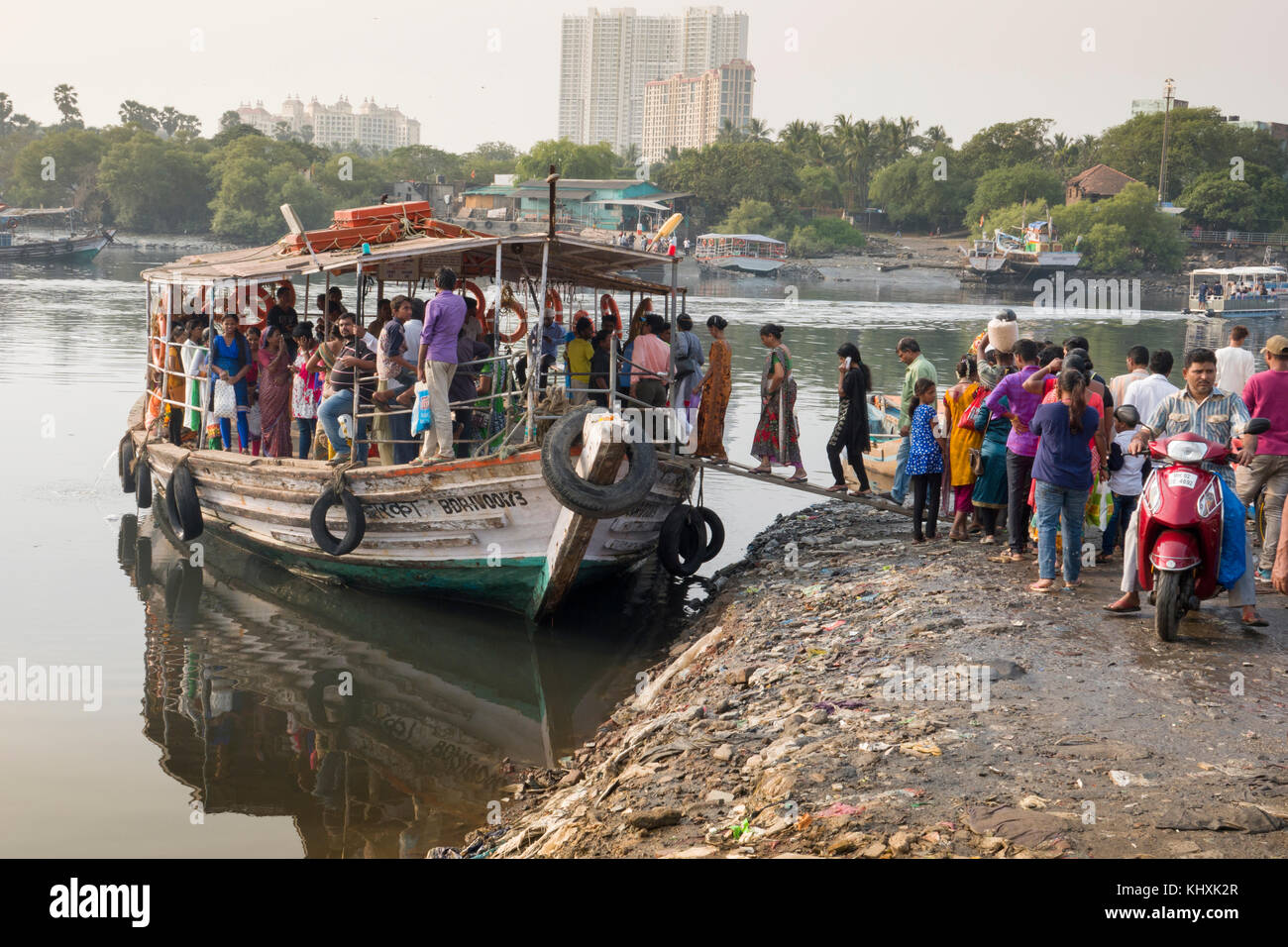 Madh island hi-res stock photography and images - Alamy