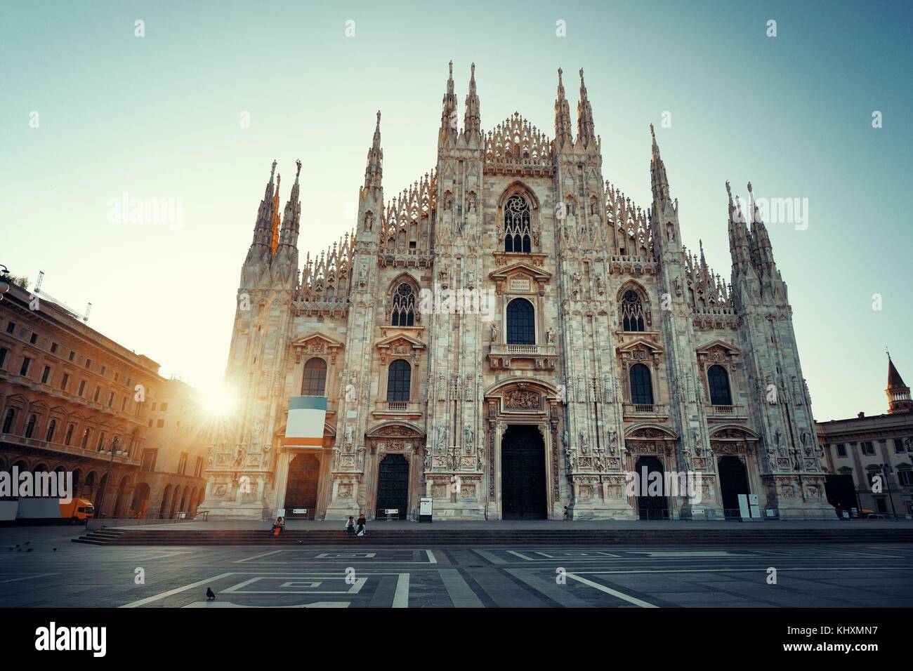 Cathedral Square sunrise in Milan city in Italy Stock Photo - Alamy