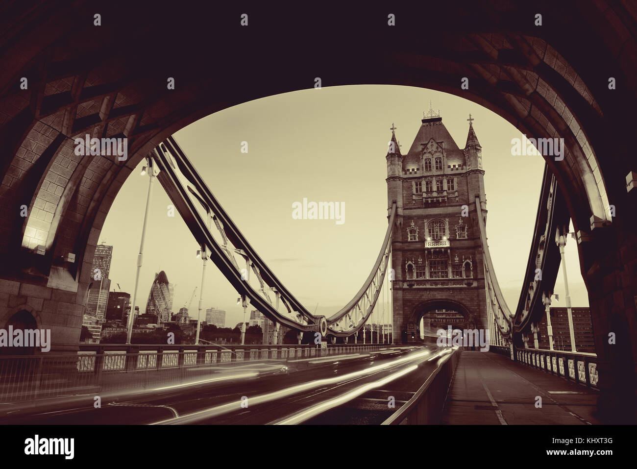 Tower Bridge and traffic in the morning in London Stock Photo - Alamy