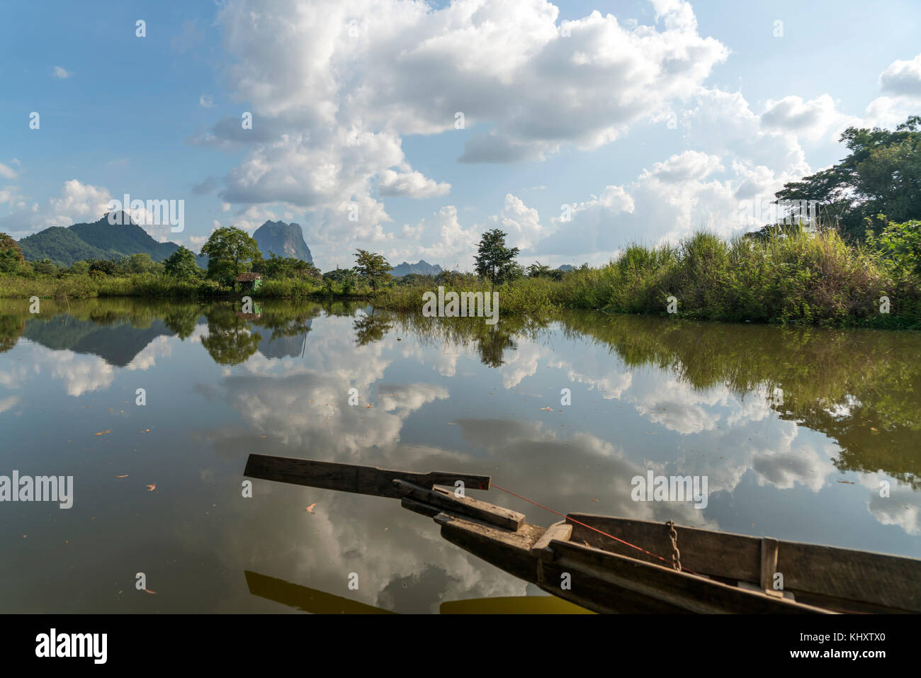 Kan Thar Yar See, Hpa-an, Myanmar, Asien | Kan Thar Yar Lake, Hpa-an ...