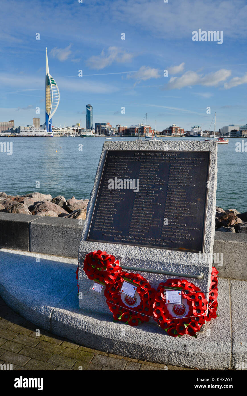 Submarine hms affray hi-res stock photography and images - Alamy