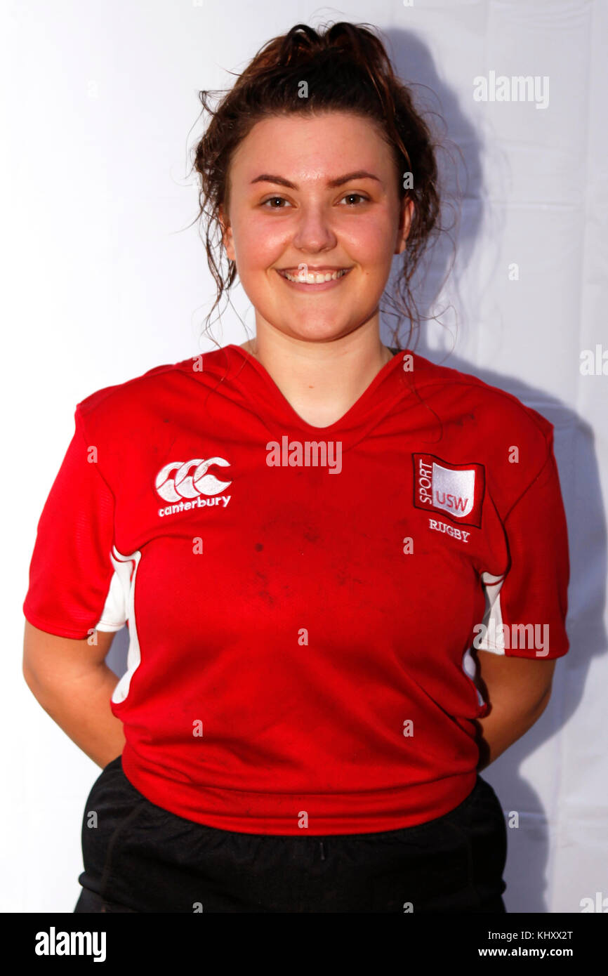 15/11/17 USW Sports park. Before and after headshots of USW womans ...