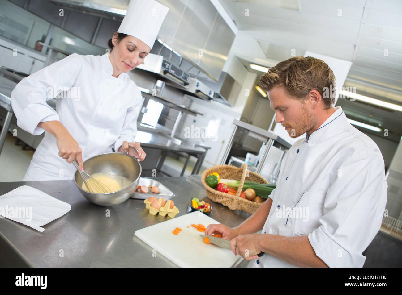 Prepping vegetables hi-res stock photography and images - Alamy