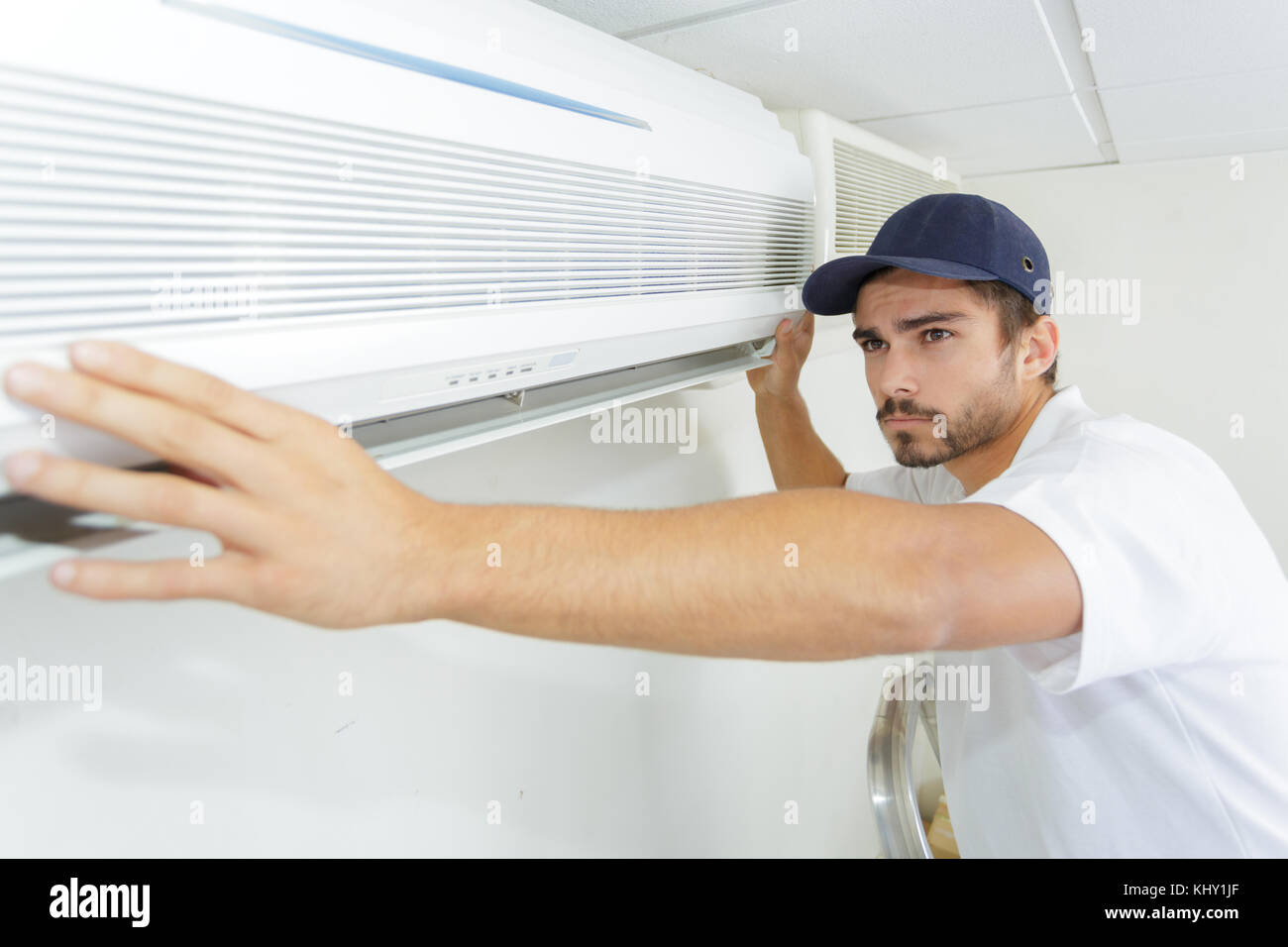 Tech guy hi-res stock photography and images - Alamy