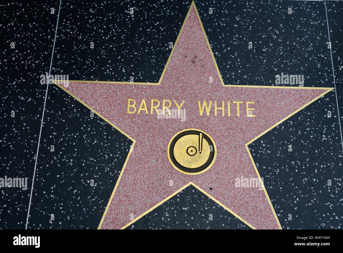HOLLYWOOD, CA - DECEMBER 06: Barry White star on the Hollywood Walk of ...