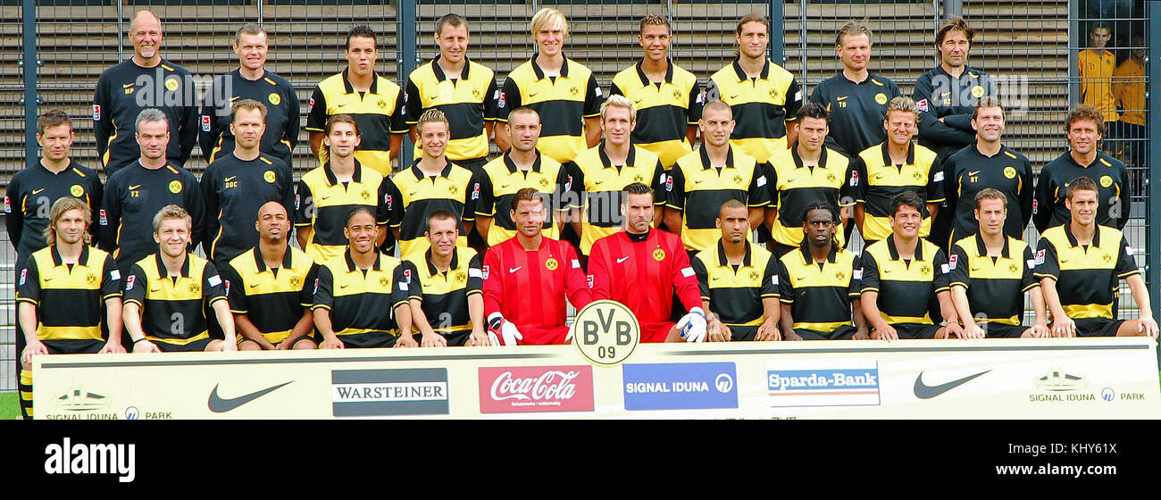 Borussia dortmund team photo hi-res stock photography and images - Alamy
