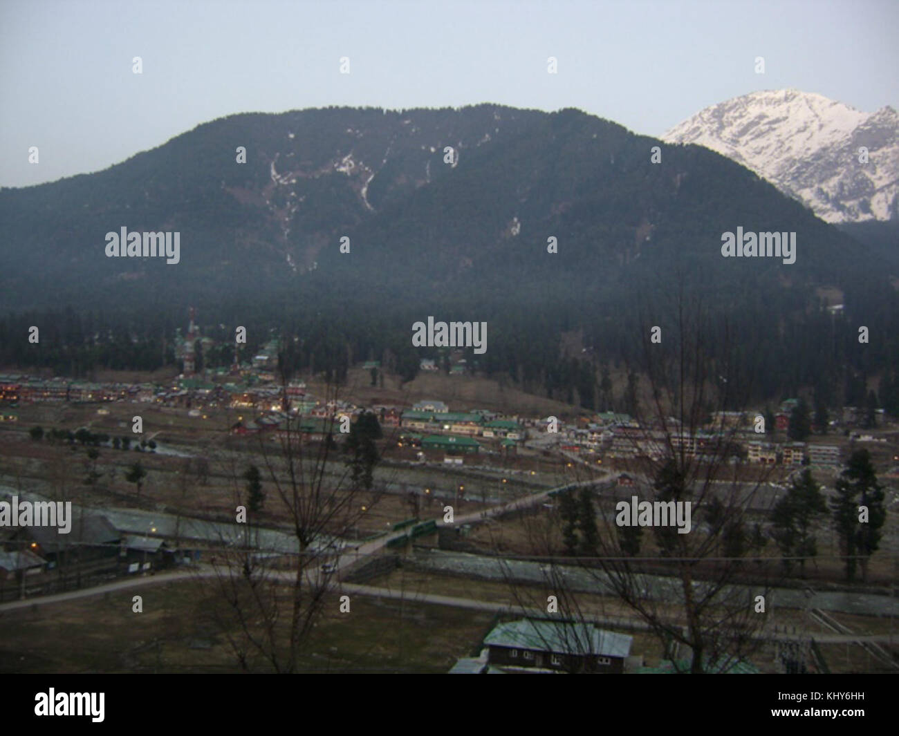 Pahalgam village hi-res stock photography and images - Alamy