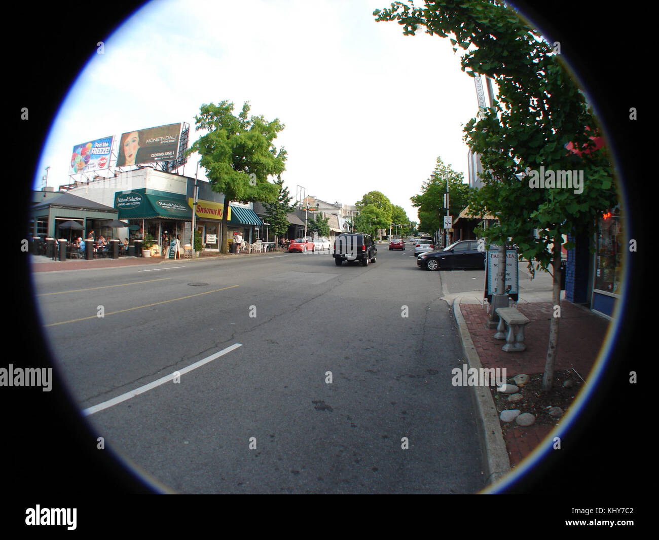 Peepholes hi-res stock photography and images - Alamy