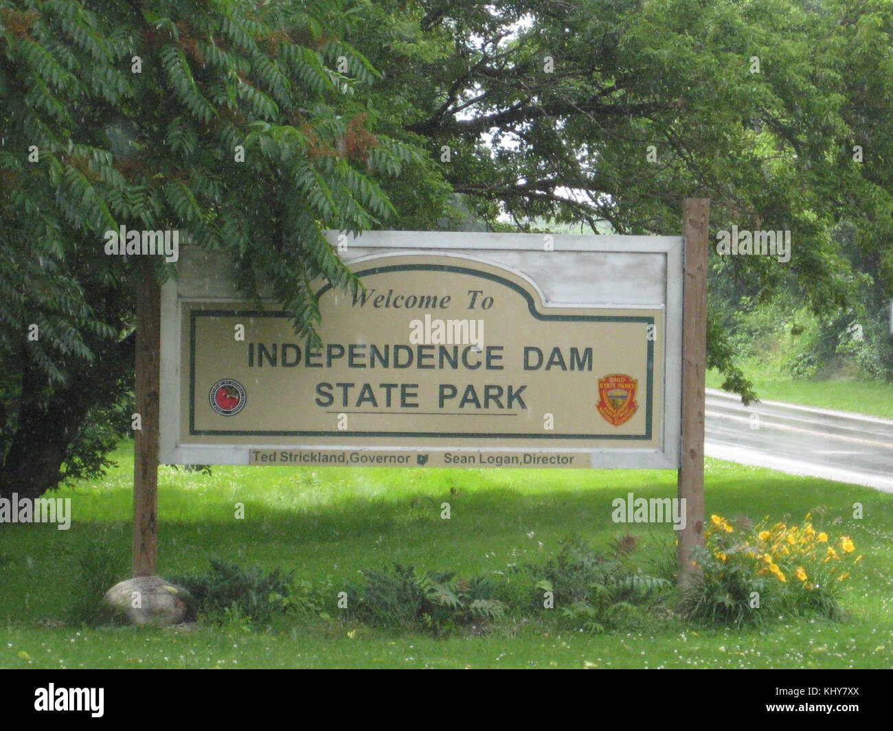 Independence Dam State Park sign Stock Photo - Alamy