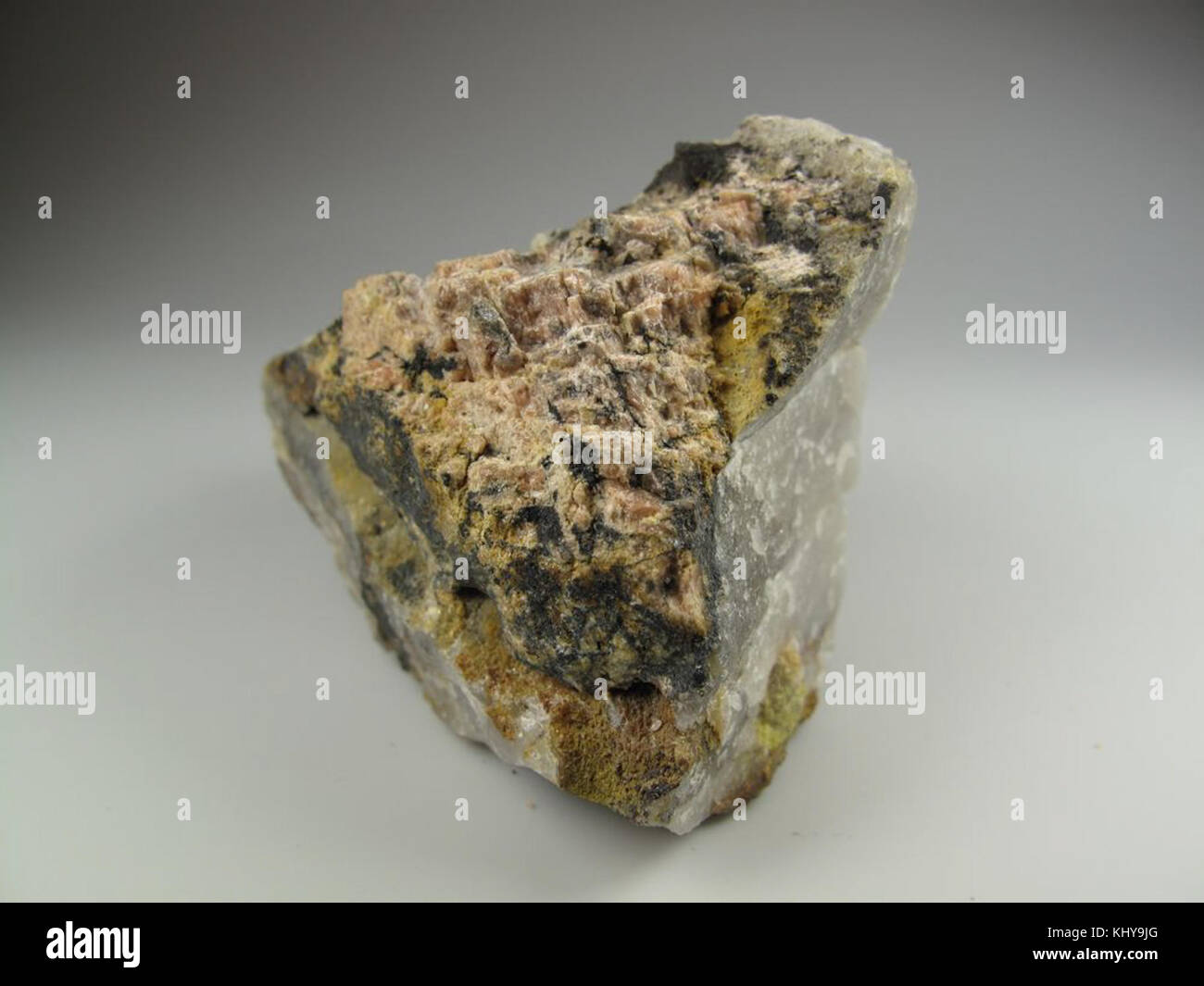 Triplite, Quartz - Morefield Mine, Winterham, Virginia, USA Stock Photo ...