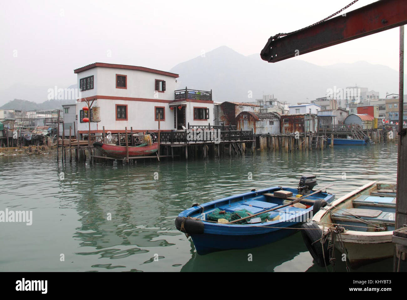 Tai stilted houses fishing hi-res stock photography and images - Alamy