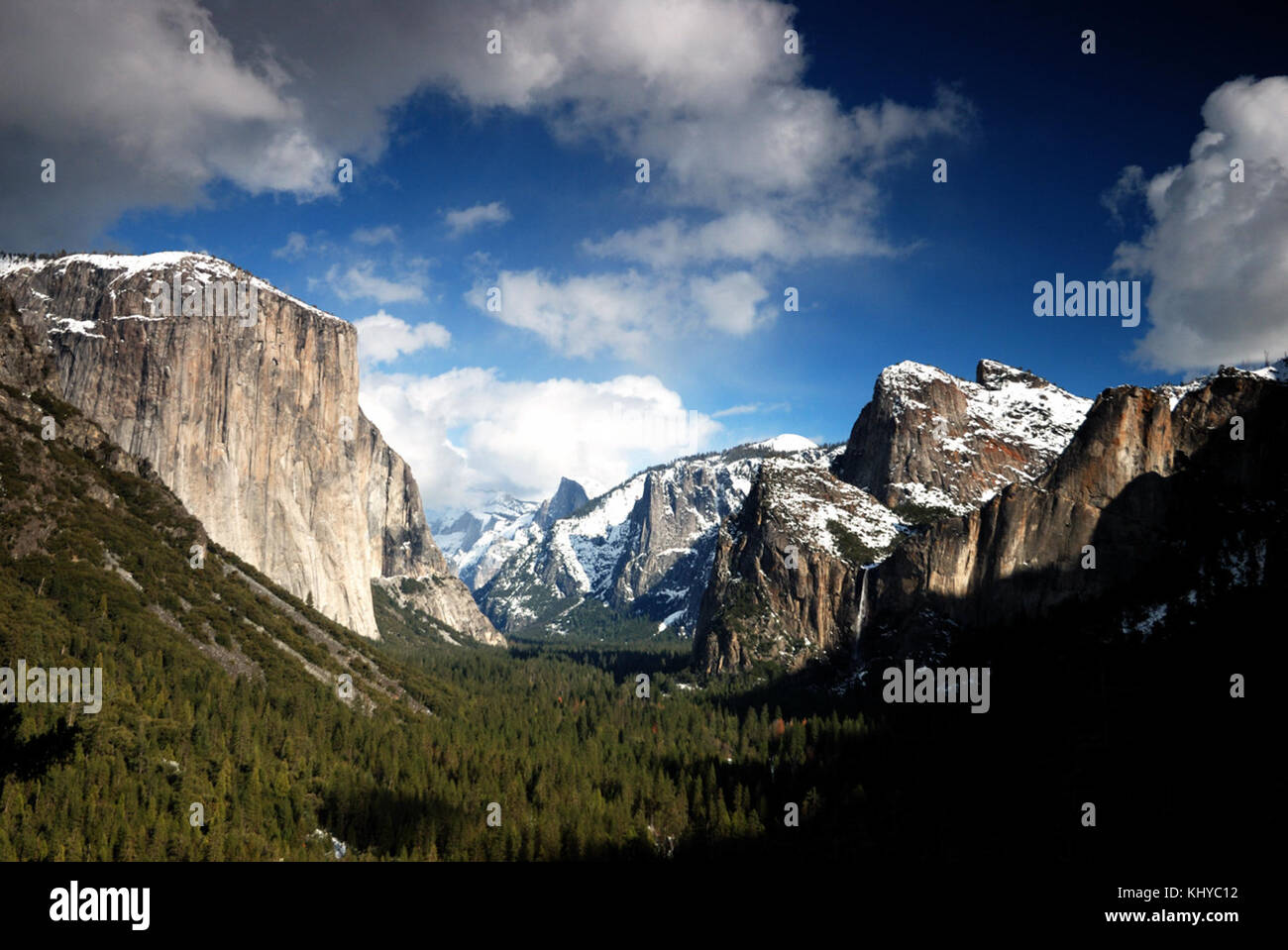Tunnel view, Yosemite Stock Photo - Alamy