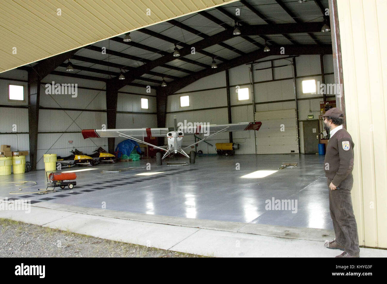Aviation storage hi-res stock photography and images - Alamy
