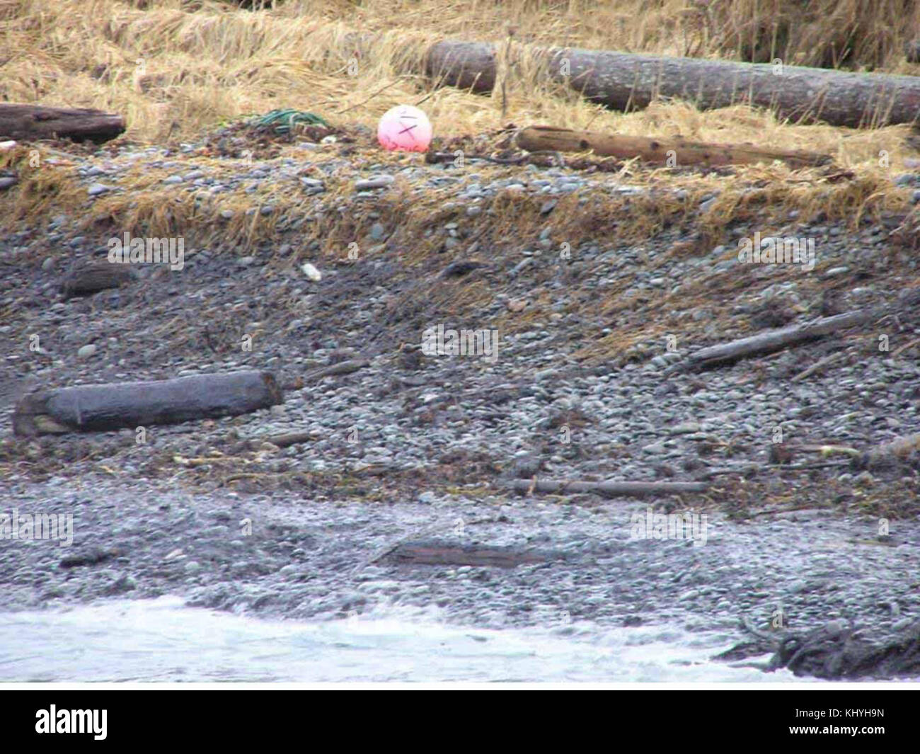 Garbage wreckage on ground Stock Photo - Alamy