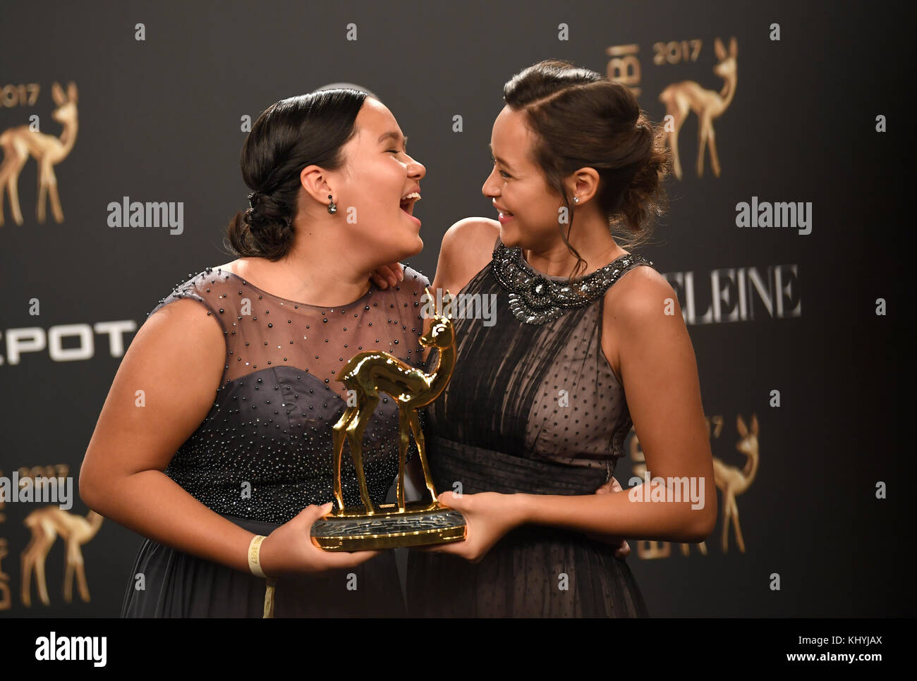 The award winners for the category "Our Earth", Melati and Isabel ...