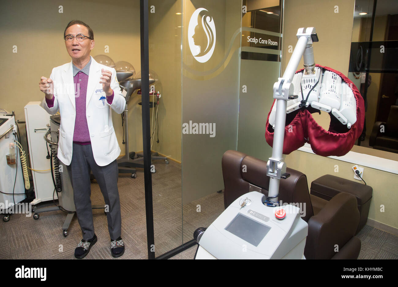 Doctor kim yang che hi-res stock photography and images - Alamy