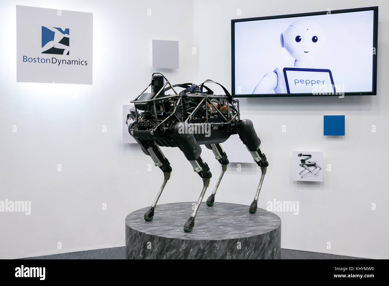 Boston dynamics robot hi-res stock photography and images - Alamy
