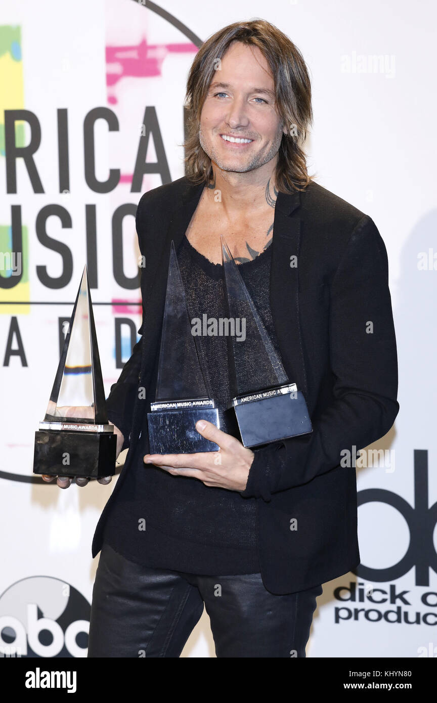 Keith Urban attends the 2017 American Music Awards at Microsoft Theater ...
