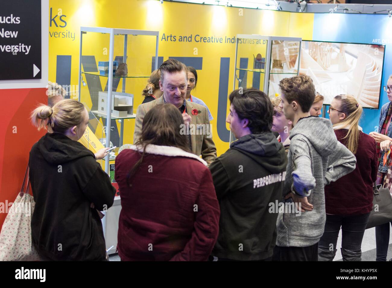 Ucas apply hi-res stock photography and images - Alamy